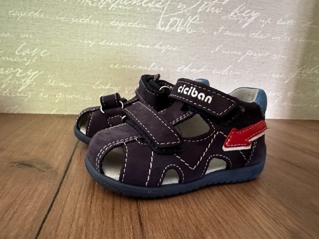 Ciciban sandale