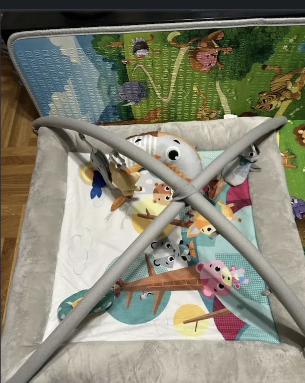 Baby gym