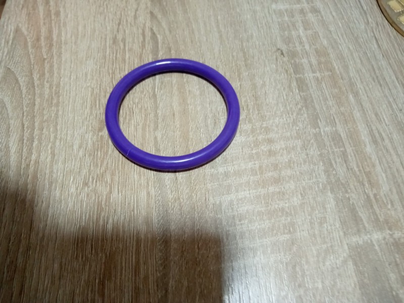 LJUBIČASTA PLASTIČNA kupite 5-platite 4