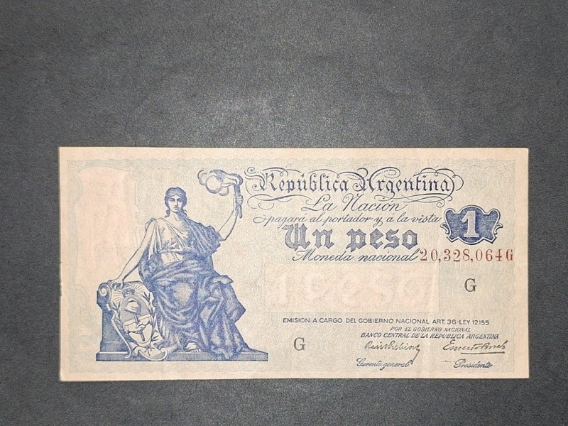 Argentina 1 pezos 1935-48.