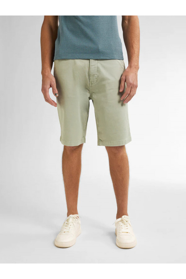 MEN SHORTS CHINO