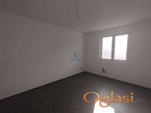 Triplex, Krnjača, 193m2 + 17,5m2 garaža