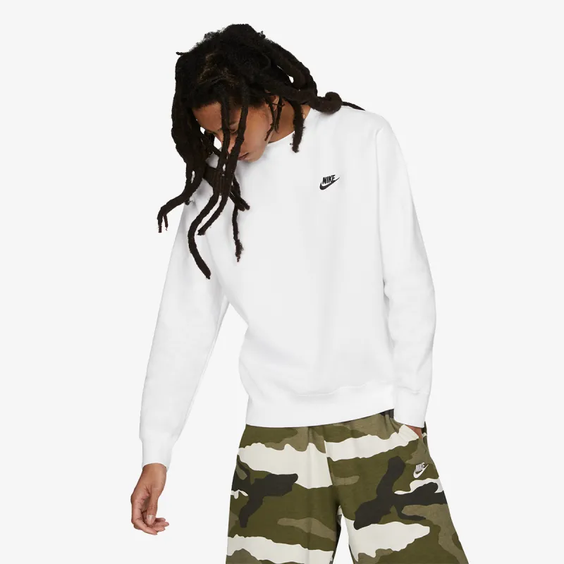 Nike Sportswear Club