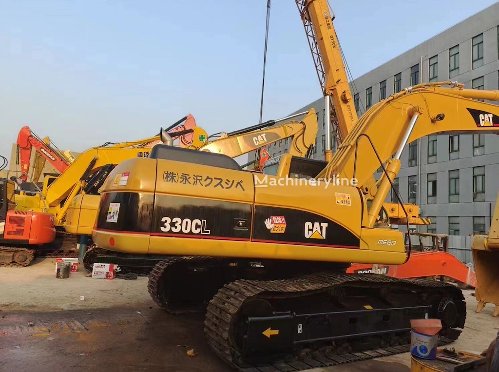 Caterpillar 330CL bager guseničar