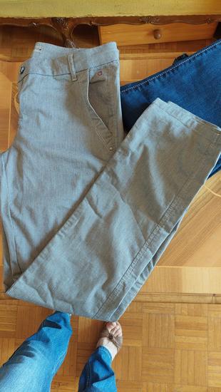 uske lagane pantalone comma 40