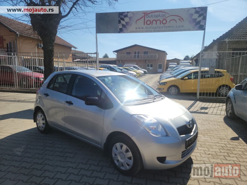 Toyota Yaris 1.0