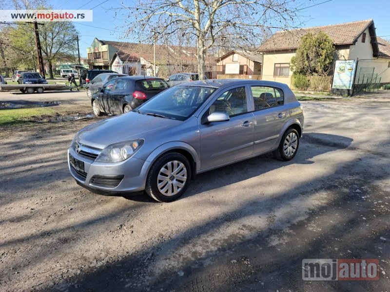 Opel Astra 1.6 B