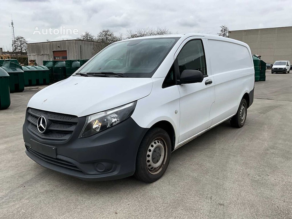 Prodaje se Mercedes-Benz Vito 111 minibus furgon na aukciji