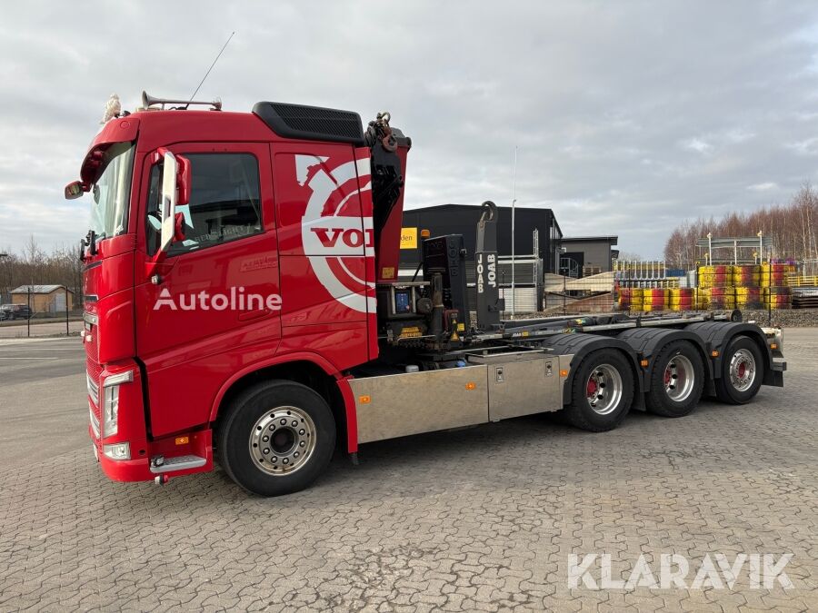 Prodaje se Volvo FH 540 rol kiper sa kukom na aukciji