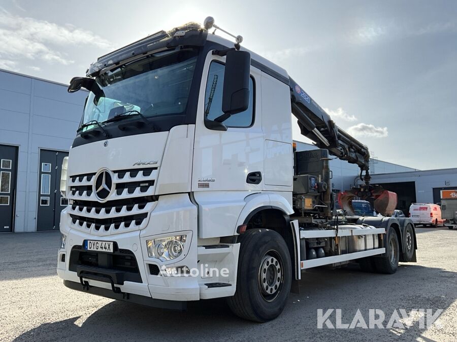 Prodaje se Mercedes-Benz Arocs rol kiper sa kukom na aukciji