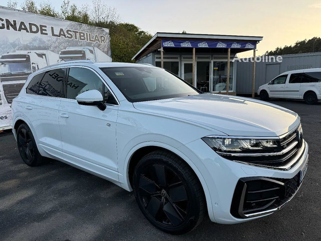 Volkswagen Touareg R-Line TDI 286HP, Only 4.000km, 2024 terenac