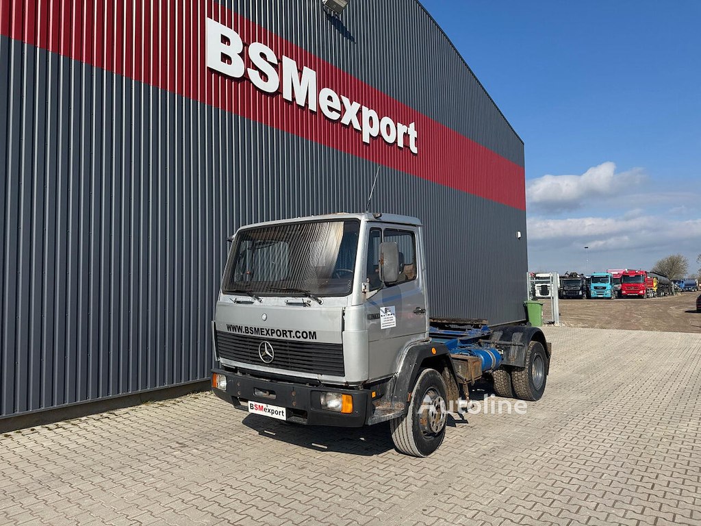 Mercedes-Benz 1320 tegljač
