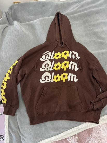 BERSHKA oversize zenski duks, XS velicina