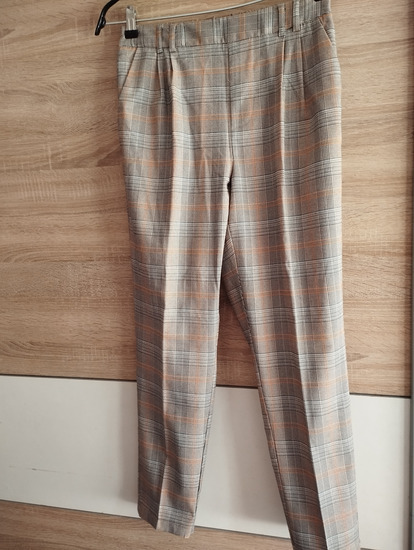 Pantalone elegantne na peglu M