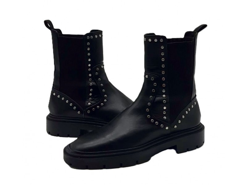 ZARA...RAVNE CIZME-EKO KOZA BR.41