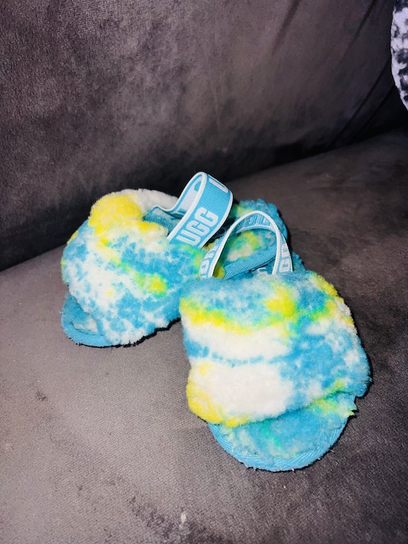 Ugg sandale