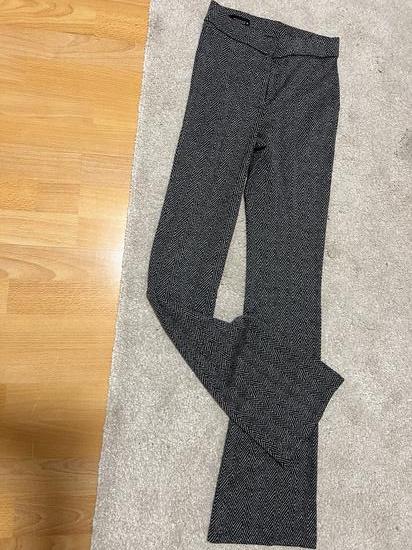 Zara pantalone
