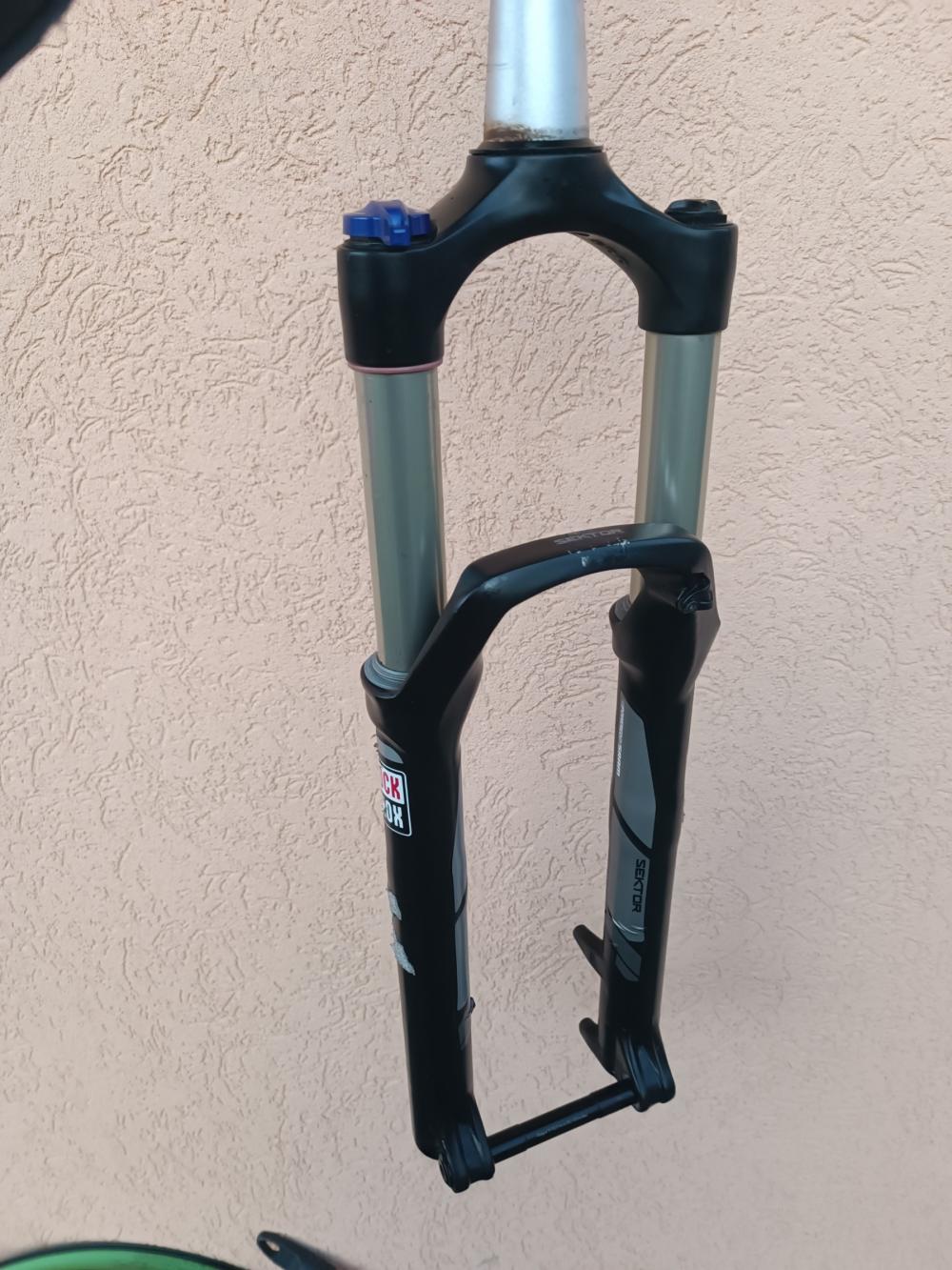 Rock shox Sektor RL GOLD 130mm 27,5