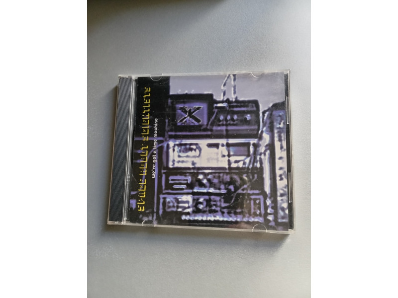 SPACE ROBOT SCIENTIST - WE'VE GOT A TIME MACHINE