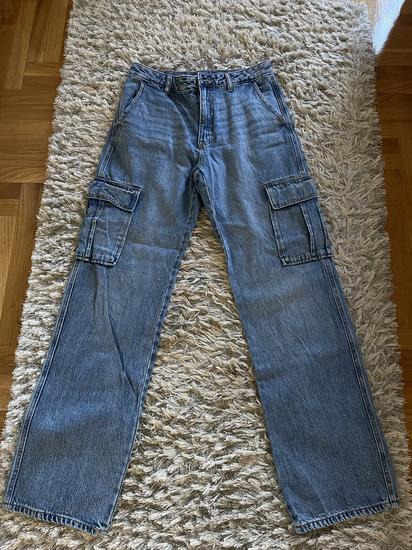 Stradivarius cargo farmerice