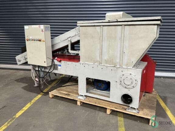 Nazzareno K 700 industrijski šreder