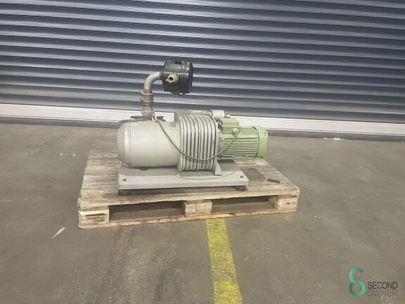 Becker KVT 2.100 industrijska pumpa