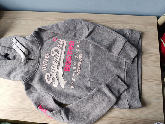 Superdry duks