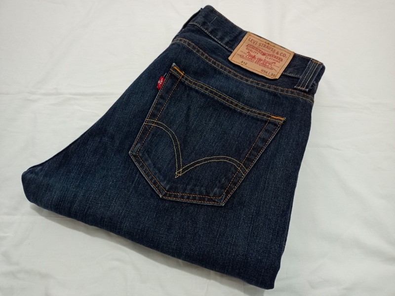 Levis 512 - Bootcut Jeans