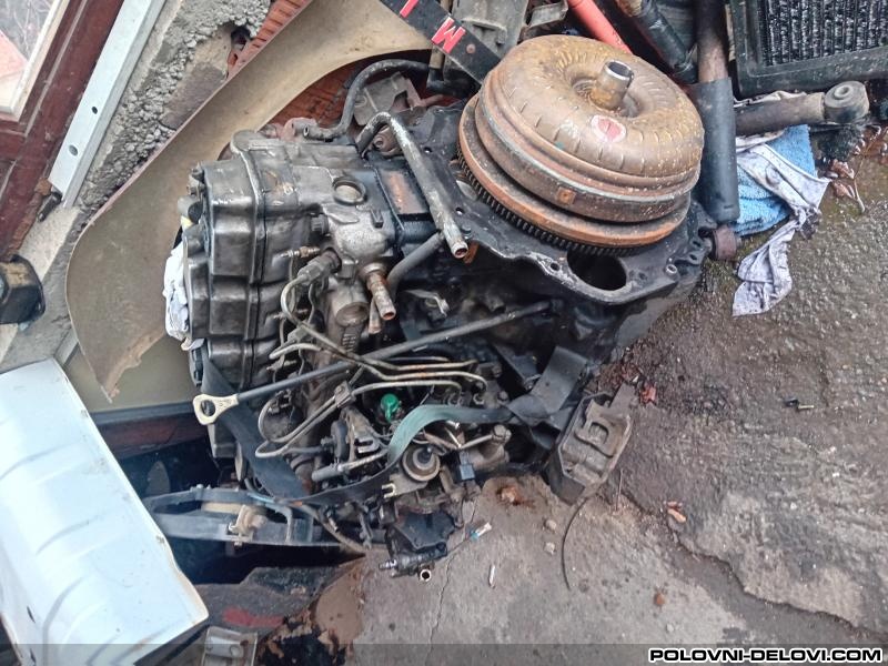 Mitsubishi Pajero Motor I Delovi Motora