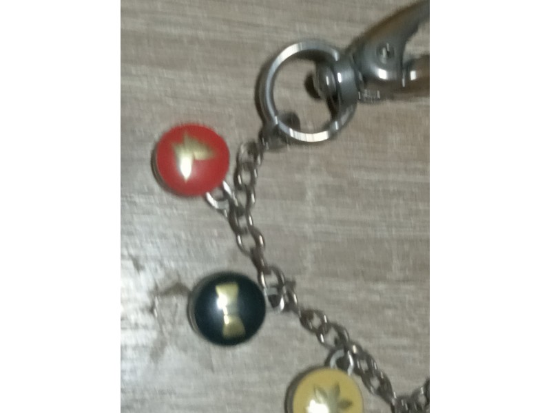 SA PUNO PRIVEZAKA kupite 5-platite 4