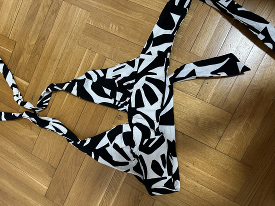 Zara top SNIZENO