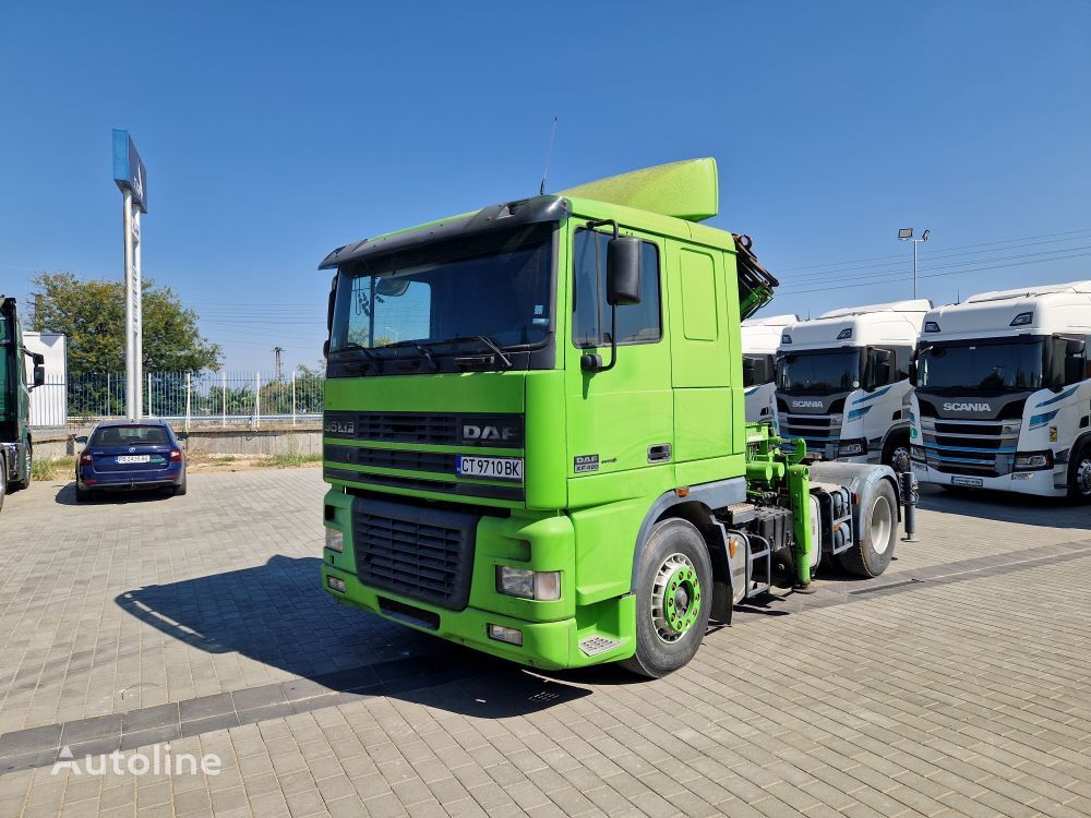 DAF XF 480 with Palfinger crane tegljač