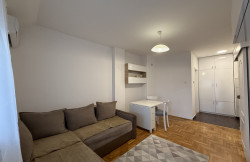 Prodajem Stan-Apartman, Socijalno, Novi Sad, €129.800