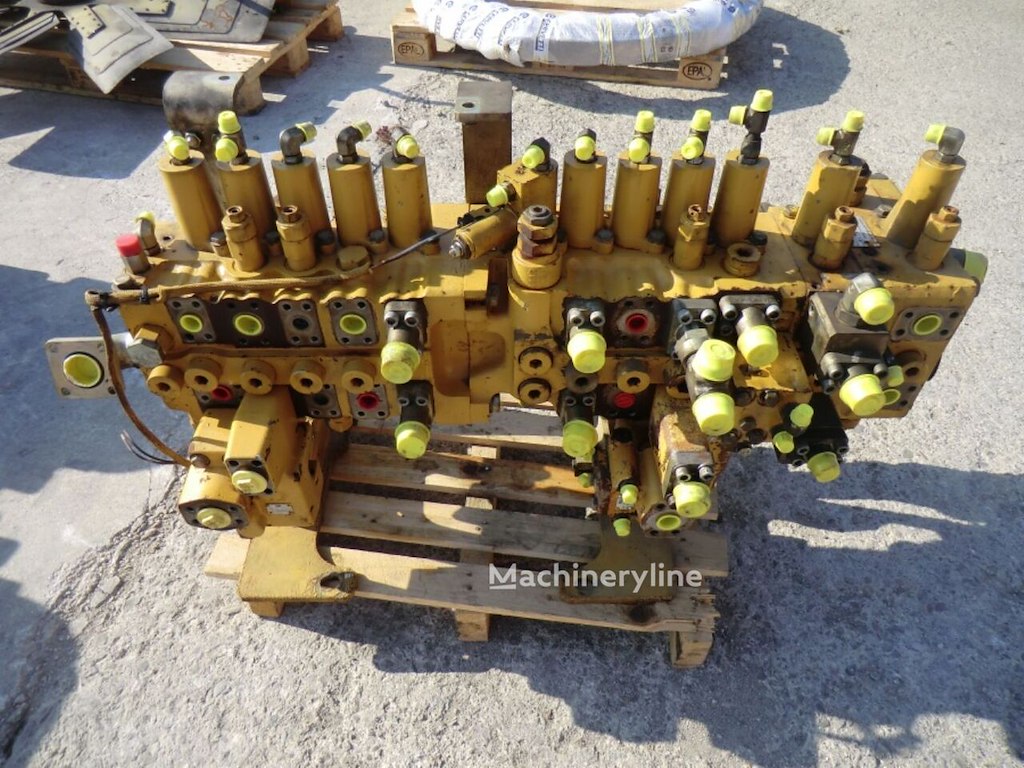 2323029 2019354 hidraulični razvodnik za Caterpillar 319C NL bagera