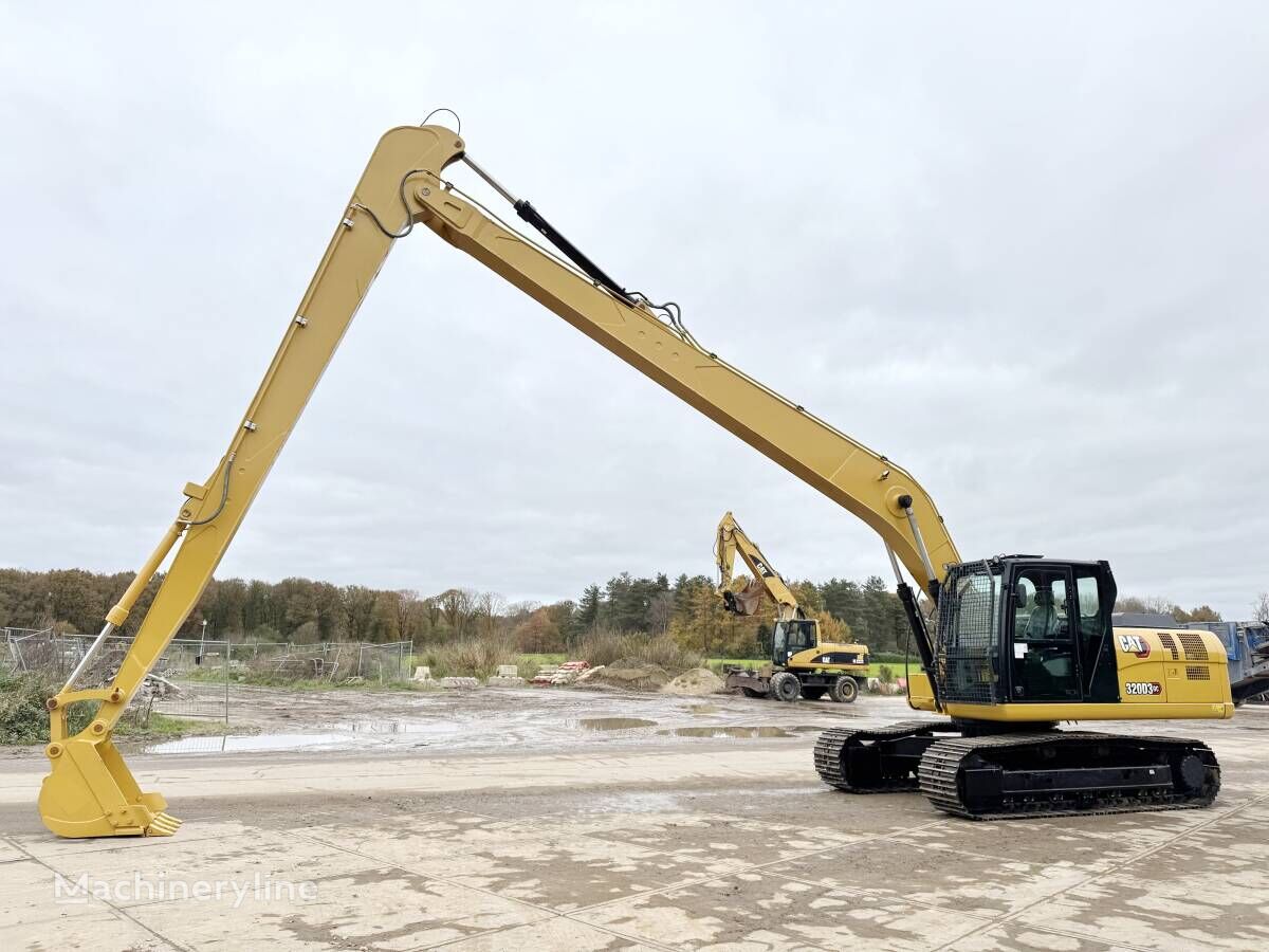 Caterpillar 320D3 GC bager sa dugom strelom