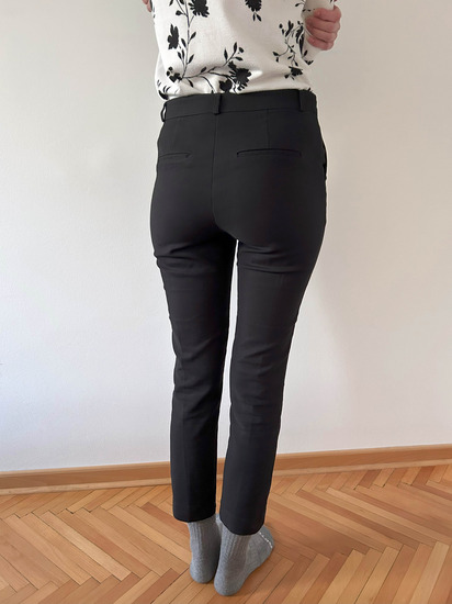 Stradivarius - Pantalone crne