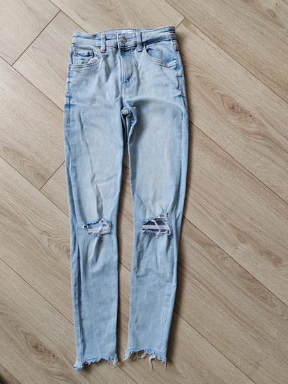 Bershka farmerice