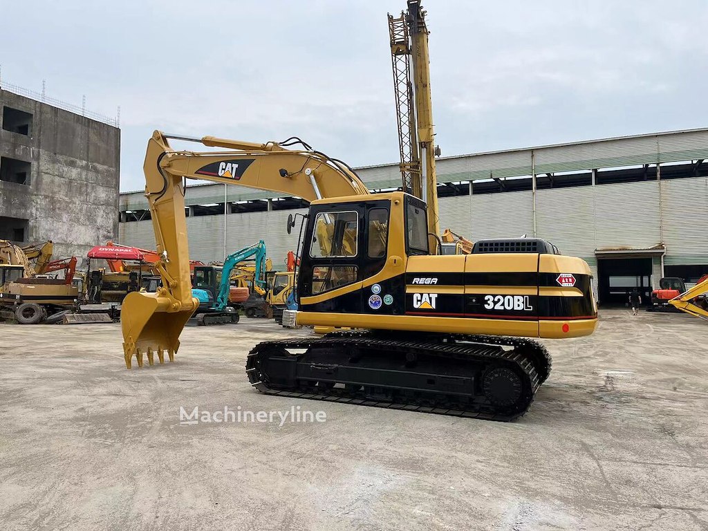Caterpillar 320B mini bager