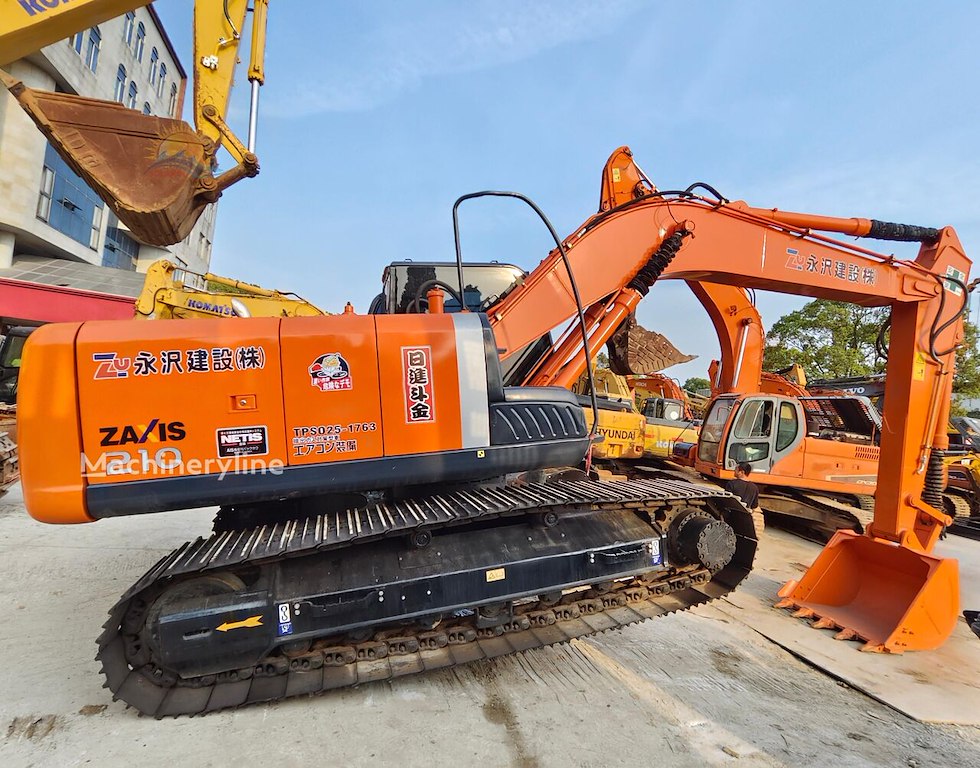Hitachi ZX210 bager guseničar