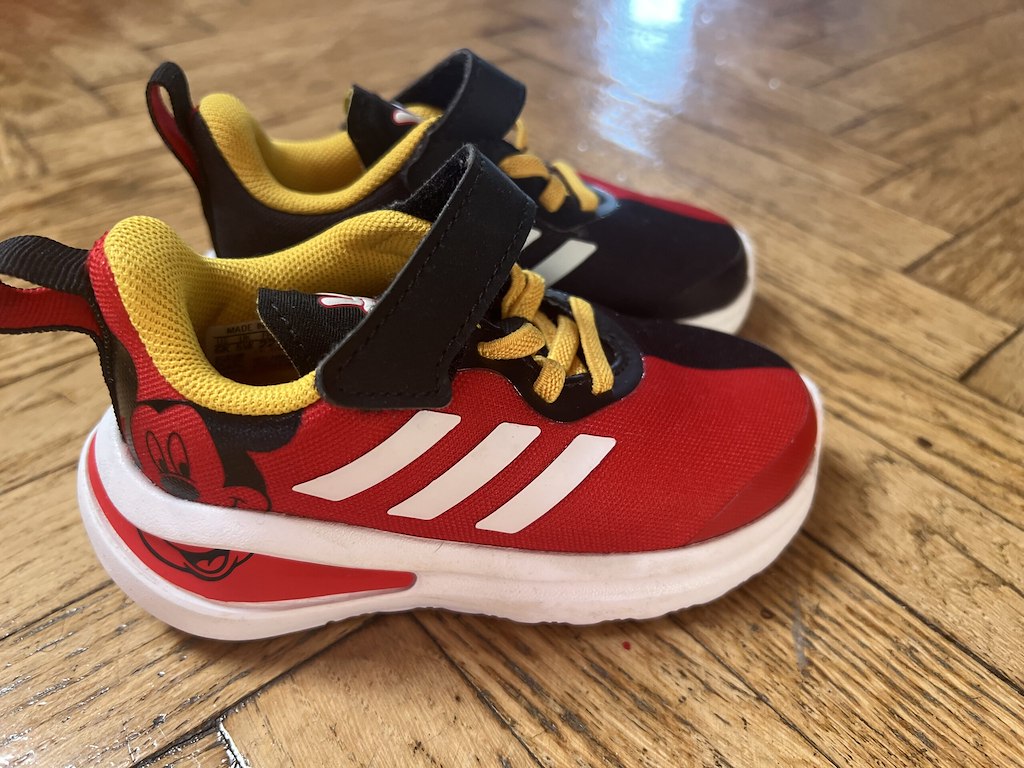 Adidas Mickey Maus patike br 22