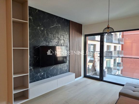 Dvosoban lux stan u BW KING’S PARK RESIDENCES