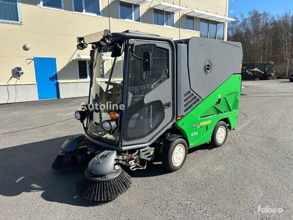 Prodaje se Green Machine 636 vozilo za čišćenje ulica na aukciji