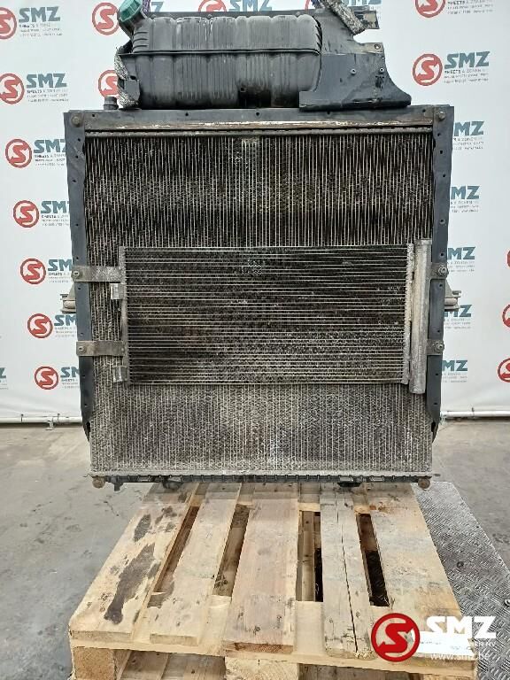 MAN Occ radiator + expansievat radijator za hlađenje motora za kamiona