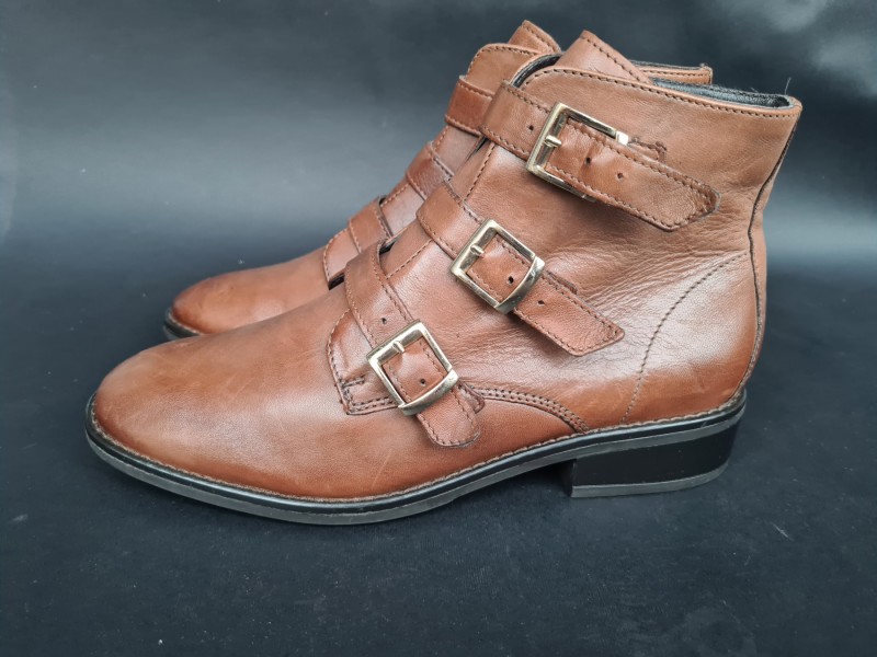 Original MINOZZI MILANO kozne cipele 39*25.5 NOVO