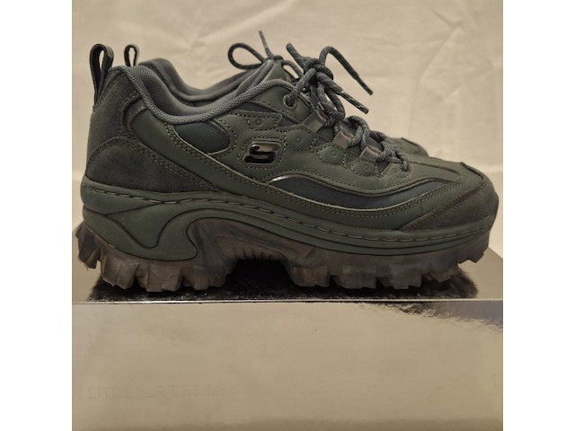 Patike Skechers Hi-Ryze Doja Lite Premium broj 38,5