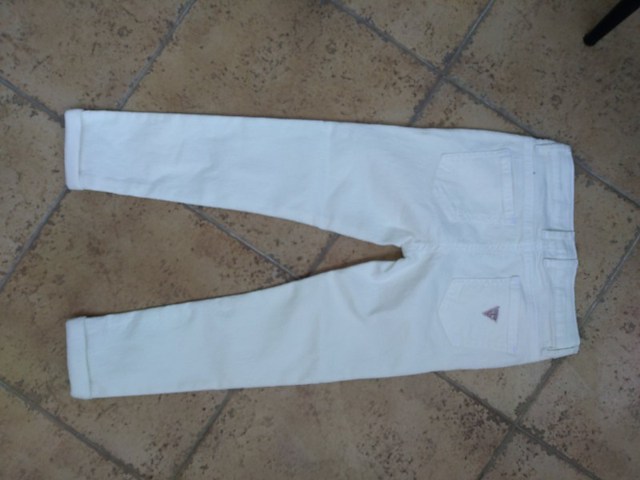 Guess pantalone 116 novo