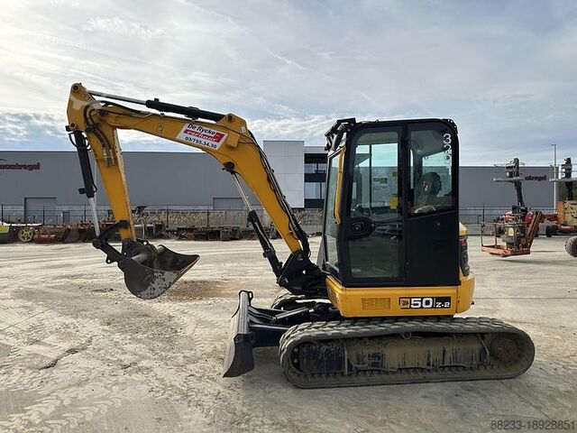 Bager za puzanje
JCB 50Z-2