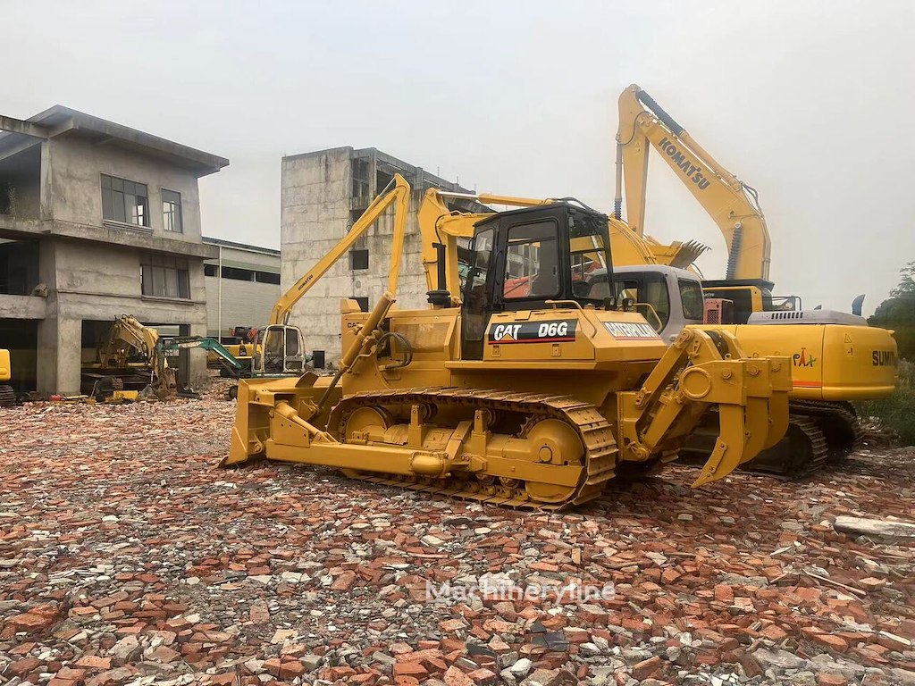 Caterpillar d6g buldožer
