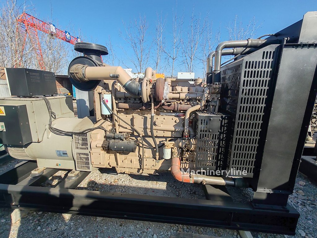 Cummins KTA19-G4 diesel generator