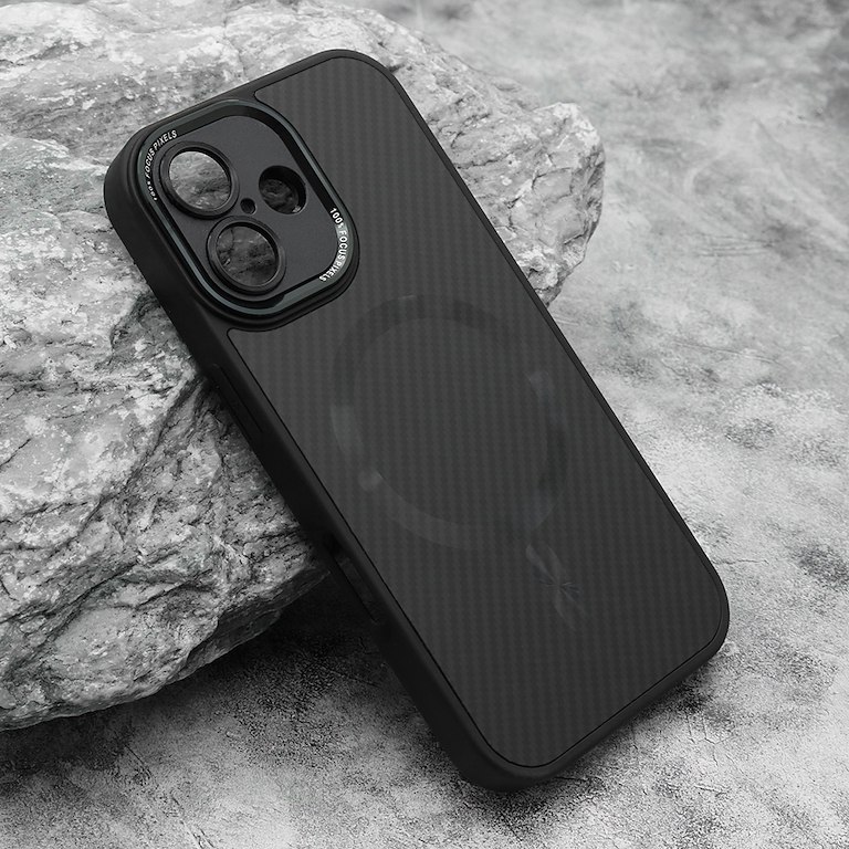 Zastitna maska (futrola) CARBON MagSafe - iphone 16 (6.1) crna (small camera) (MS)